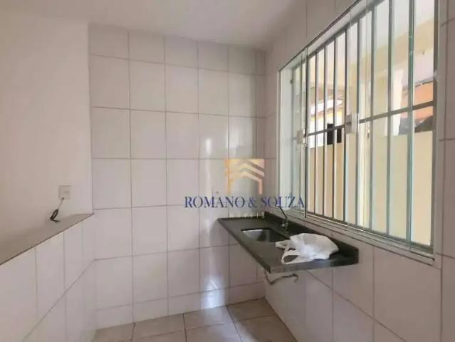 Casa / Sobrado para Locação em São Paulo/SP Vila Nova Galvão 1 Quartos