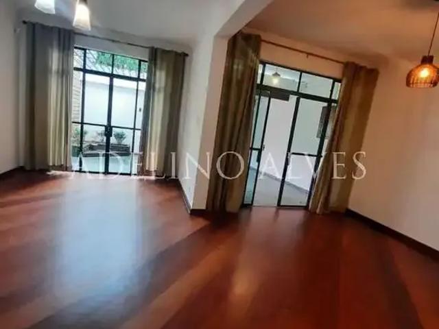 Casa / Sobrado para Locação em São Paulo/SP Vila Olímpia 3 Quartos