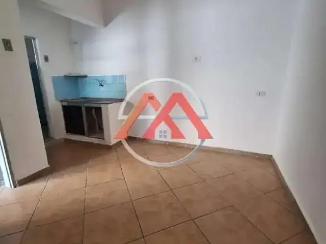 Casa / Sobrado para Locação em São Paulo/SP Vila Paulo Silas 1 Quartos