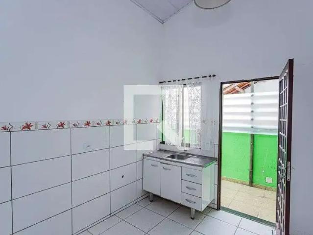 Casa / Sobrado para Locação em São Paulo/SP Vila Penteado 1 Quartos