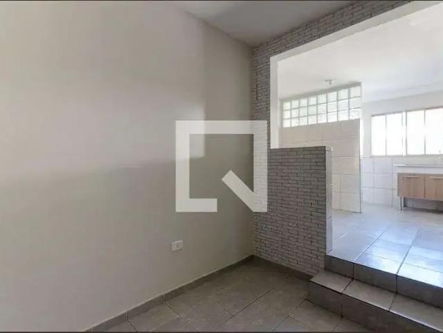 Casa / Sobrado para Locação em São Paulo/SP Vila Penteado 2 Quartos