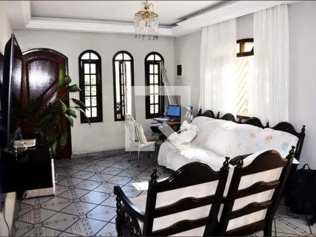 Casa / Sobrado para Locação em São Paulo/SP Vila Penteado 3 Quartos