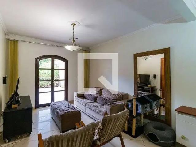 Casa / Sobrado para Locação em São Paulo/SP Vila Pirajussara 3 Quartos
