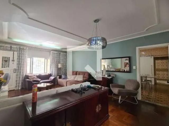 Casa / Sobrado para Locação em São Paulo/SP Vila Prudente 5 Quartos