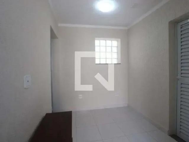 Casa / Sobrado para Locação em São Paulo/SP Vila Prudente 1 Quartos