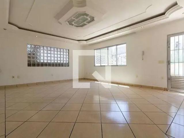 Casa / Sobrado para Locação em São Paulo/SP Vila Ré 3 Quartos