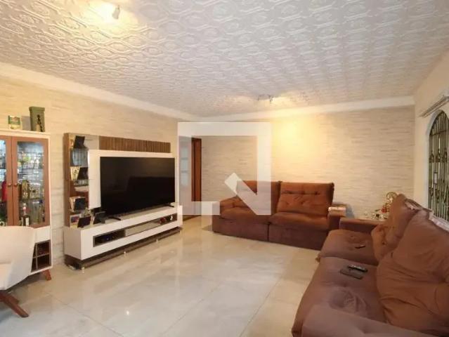 Casa / Sobrado para Locação em São Paulo/SP Vila Ré 3 Quartos