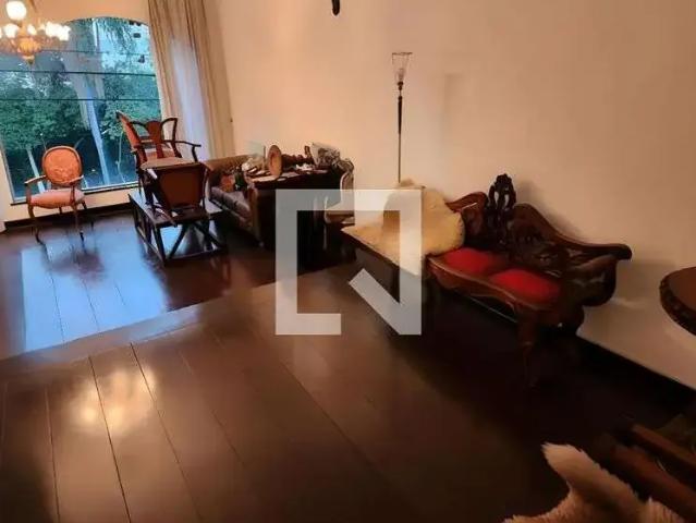 Casa / Sobrado para Locação em São Paulo/SP Vila Romana 5 Quartos