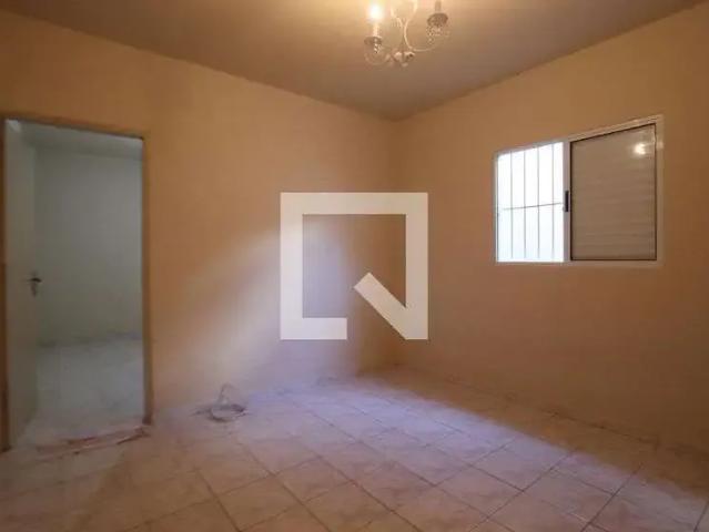 Casa / Sobrado para Locação em São Paulo/SP Vila Santa Clara 1 Quartos