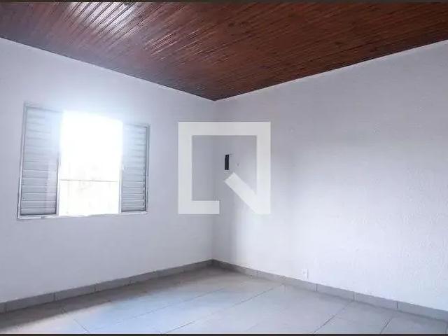 Casa / Sobrado para Locação em São Paulo/SP Vila Santa Clara 2 Quartos