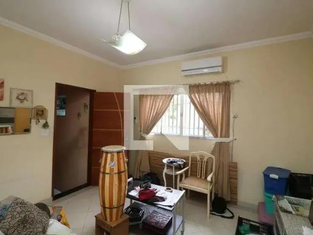 Casa / Sobrado para Locação em São Paulo/SP Vila Santa Clara 3 Quartos