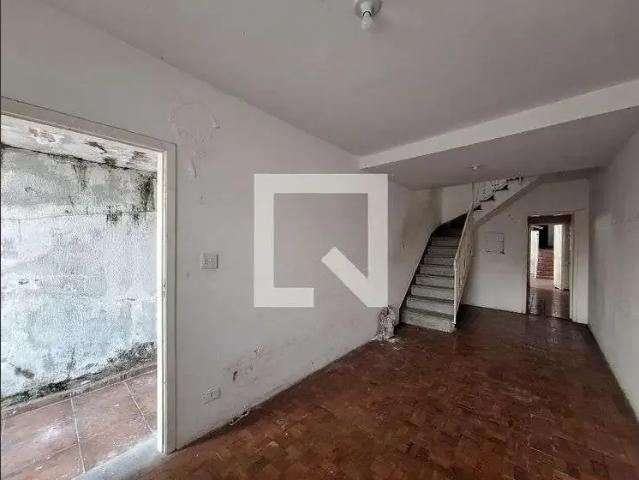 Casa / Sobrado para Locação em São Paulo/SP Vila Santa Maria 2 Quartos