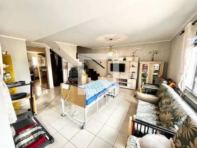 Casa / Sobrado para Locação em São Paulo/SP Vila Santa Maria 3 Quartos