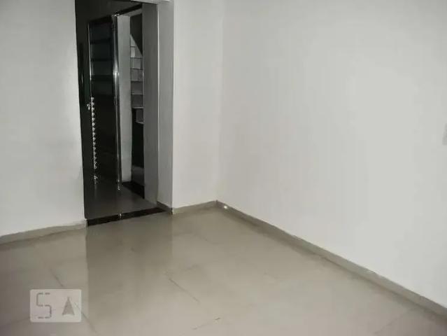 Casa / Sobrado para Locação em São Paulo/SP Vila Santa Maria 3 Quartos
