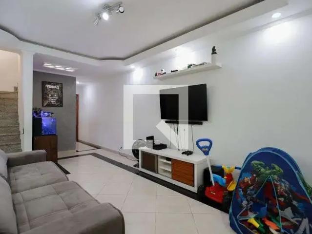 Casa / Sobrado para Locação em São Paulo/SP Vila Santista 3 Quartos