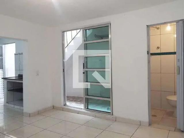 Casa / Sobrado para Locação em São Paulo/SP Vila Sabrina 1 Quartos