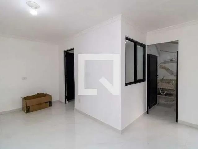 Casa / Sobrado para Locação em São Paulo/SP Vila Sabrina 2 Quartos