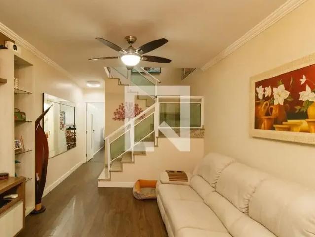 Casa / Sobrado para Locação em São Paulo/SP Vila Sabrina 3 Quartos