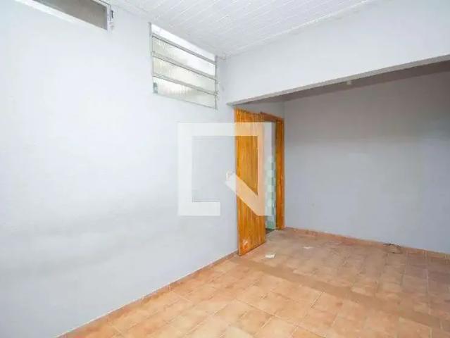 Casa / Sobrado para Locação em São Paulo/SP Vila Serralheiro 1 Quartos