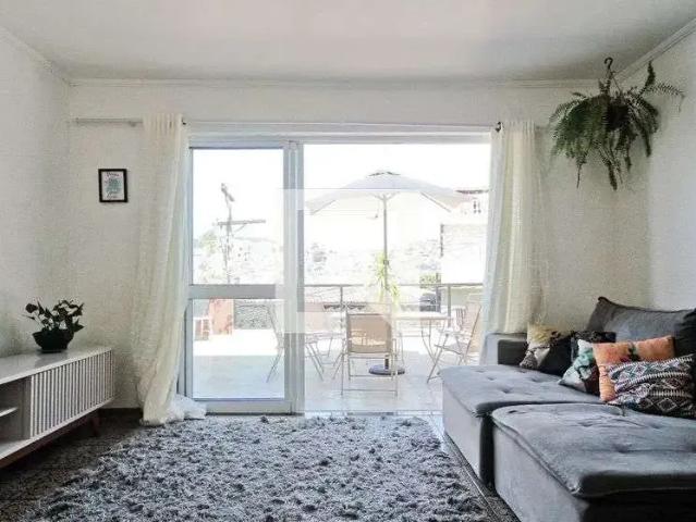Casa / Sobrado para Locação em São Paulo/SP Vila Serralheiro 3 Quartos