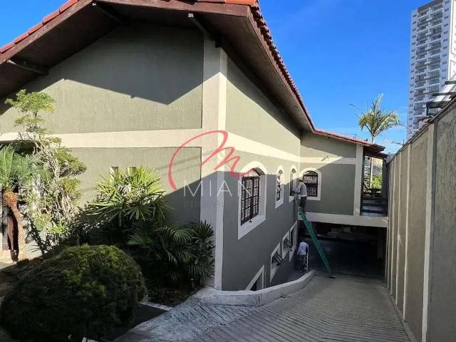 Casa / Sobrado para Locação em São Paulo/SP Vila Sônia 4 Quartos