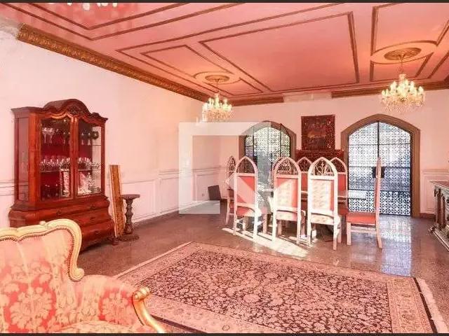 Casa / Sobrado para Locação em São Paulo/SP Vila Sônia 6 Quartos
