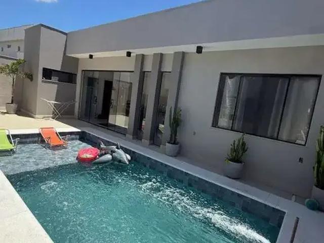 Casa / Sobrado para Locação em São Pedro da Aldeia/RJ Nova São Pedro 4 Quartos