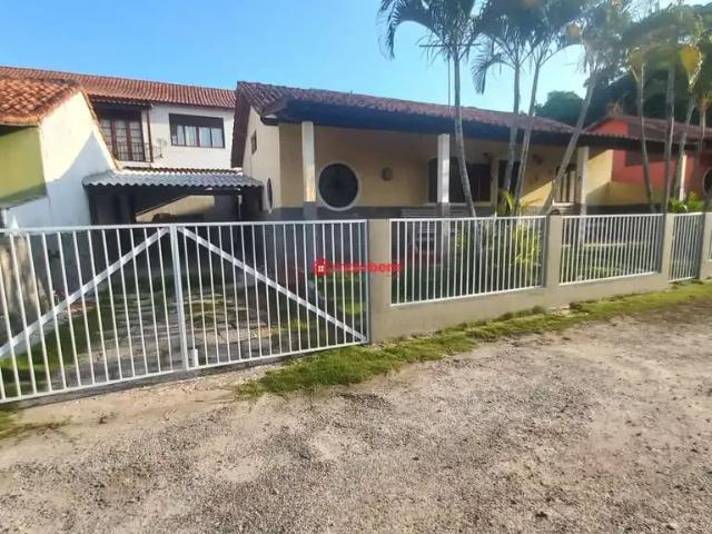 Casa / Sobrado para Locação em São Pedro da Aldeia/RJ Balneário São Pedro 3 Quartos