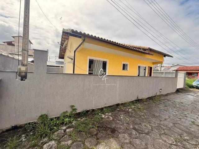 Casa / Sobrado para Locação em São Pedro da Aldeia/RJ Fluminense 2 Quartos