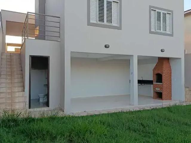 Casa / Sobrado para Locação em São Pedro/SP Jardim Itália 3 Quartos