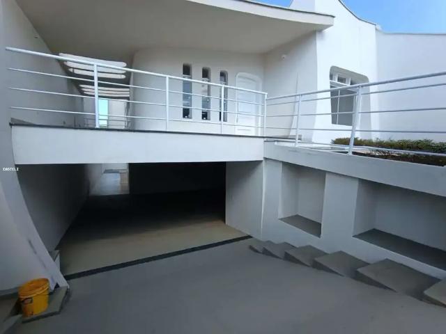 Casa / Sobrado para Locação em São Roque/SP Jardim Tanzi 5 Quartos