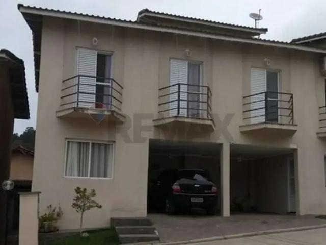 Casa / Sobrado para Locação em São Roque/SP Marmeleiro 3 Quartos