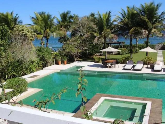 Casa / Sobrado para Locação em São Sebastião/SP Barra do Una 8 Quartos