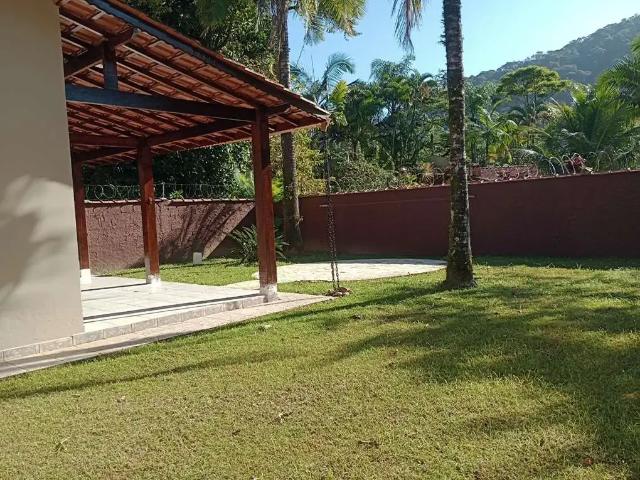 Casa / Sobrado para Locação em São Sebastião/SP Boiçucanga 3 Quartos