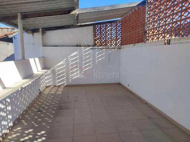 Casa / Sobrado para Locação em São Sebastião/SP Centro 8 Quartos