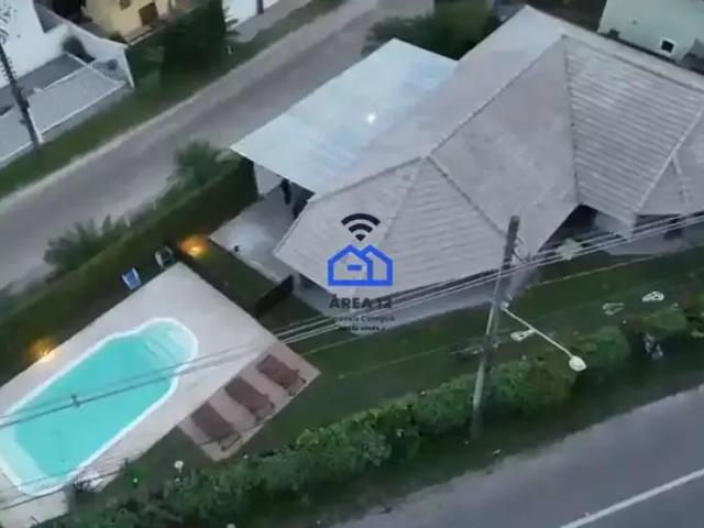 Casa / Sobrado para Locação em São Sebastião/SP Guaecá 3 Quartos