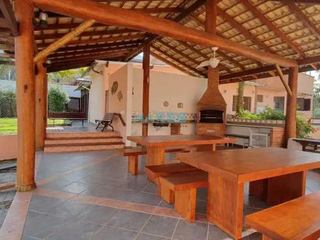 Casa / Sobrado para Locação em São Sebastião/SP Juquehy 4 Quartos