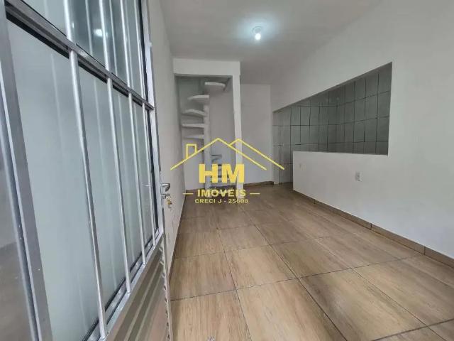 Casa / Sobrado para Locação em São Vicente/SP Vila Margarida 2 Quartos