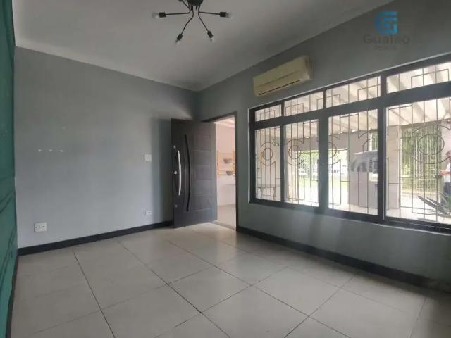 Casa / Sobrado para Locação em São Vicente/SP Vila Valença 2 Quartos