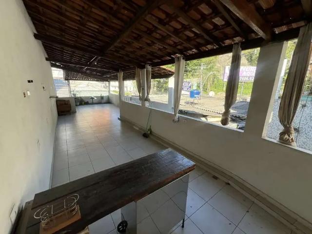 Casa / Sobrado para Locação em São Vicente/SP Centro 2 Quartos