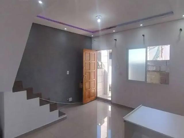 Casa / Sobrado para Locação em São Vicente/SP Parque Bitaru 2 Quartos