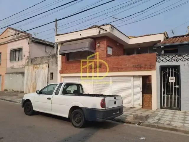 Casa / Sobrado para Locação em Sorocaba/SP Vila Augusta 6 Quartos