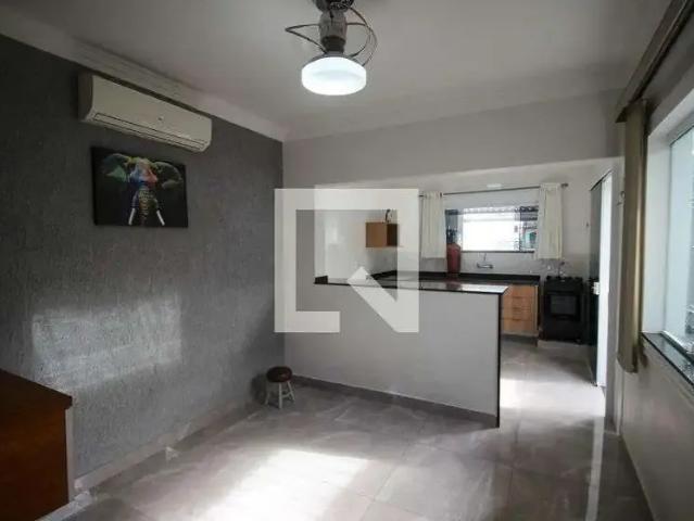 Casa / Sobrado para Locação em Sorocaba/SP Vila Barão 2 Quartos