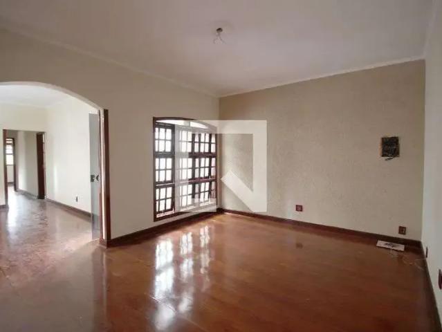 Casa / Sobrado para Locação em Sorocaba/SP Vila Jardini 3 Quartos