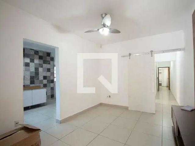 Casa / Sobrado para Locação em Sorocaba/SP Wanel Ville 3 Quartos