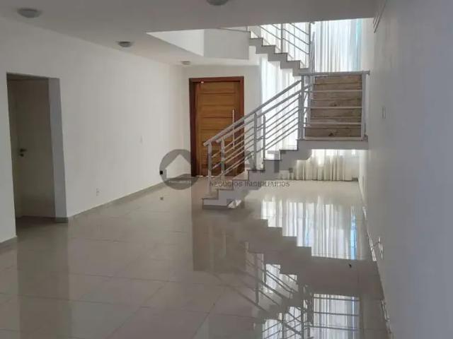 Casa / Sobrado para Locação em Sorocaba/SP Alto da Boa Vista 3 Quartos