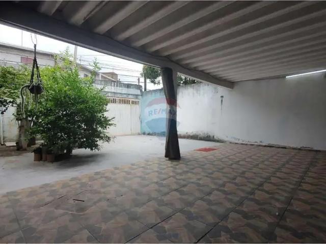 Casa / Sobrado para Locação em Sorocaba/SP Aparecidinha 2 Quartos