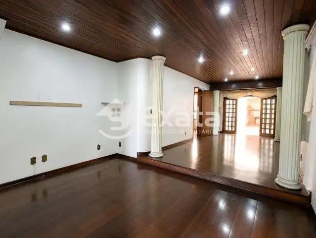 Casa / Sobrado para Locação em Sorocaba/SP Centro 5 Quartos