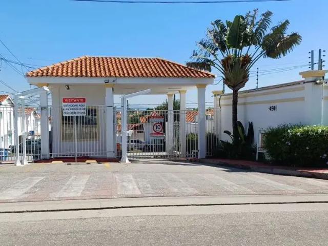 Casa / Sobrado para Locação em Sorocaba/SP Central Parque Sorocaba 3 Quartos
