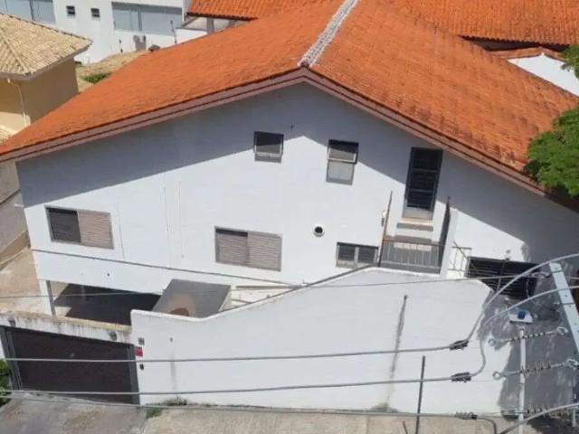 Casa / Sobrado para Locação em Sorocaba/SP Jardim Faculdade 5 Quartos